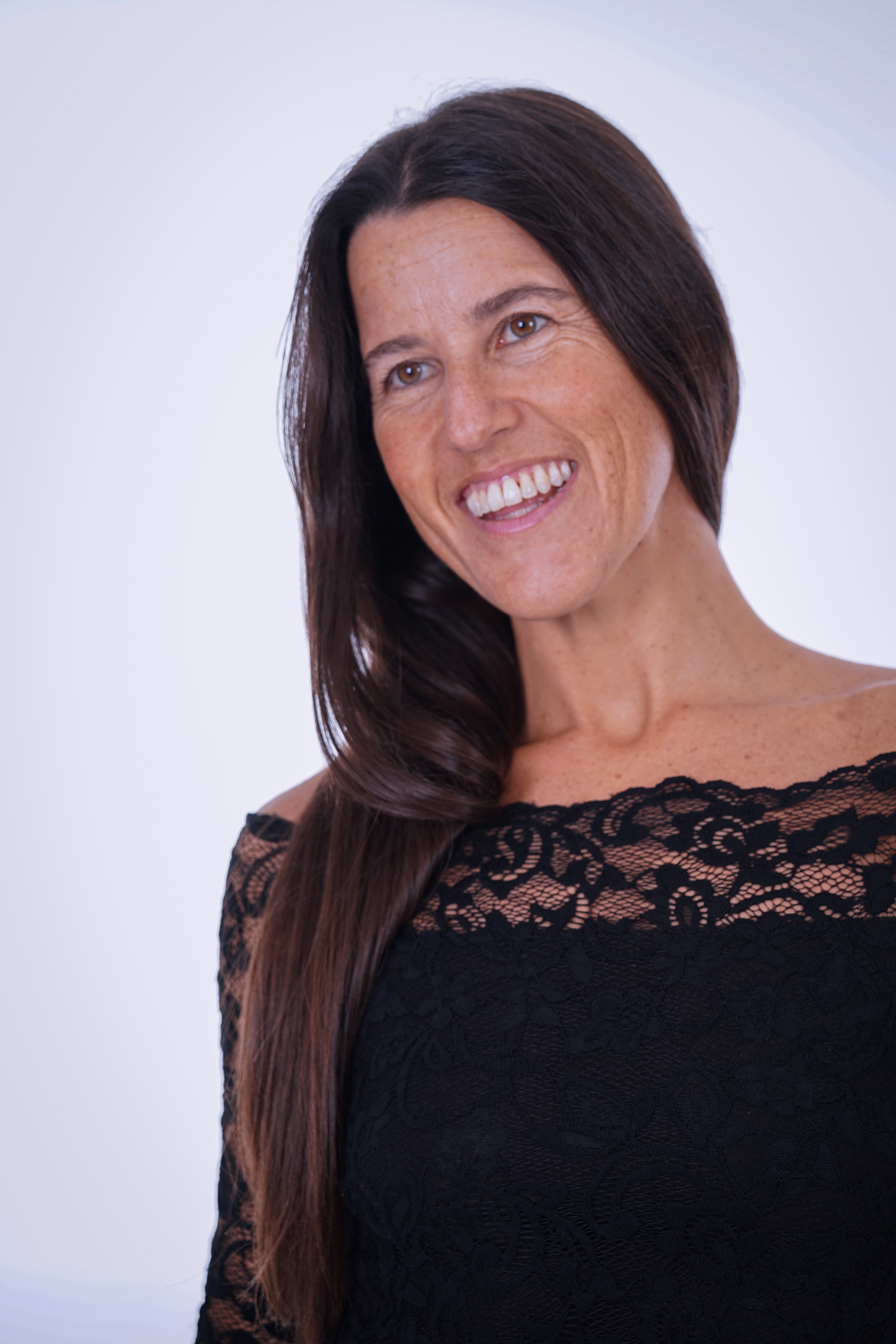 e2e TV welcomes patrons – end2end TV CIC